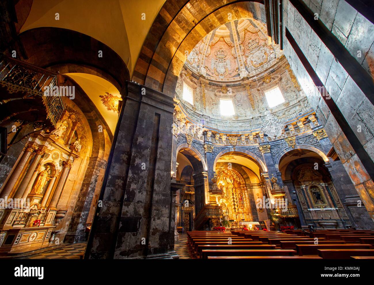 Santuario de san ignacio de loyola hi-res stock photography and images ...