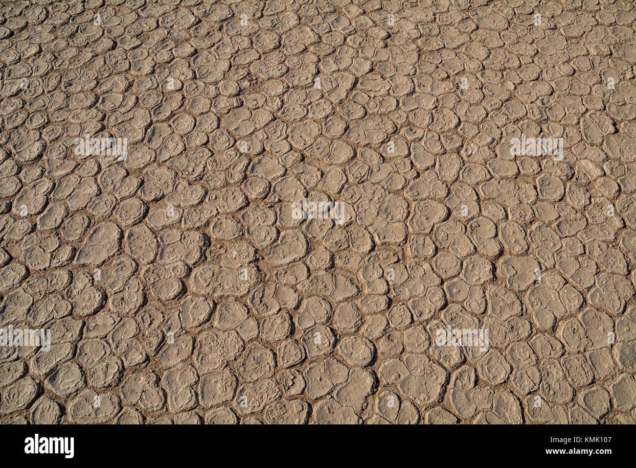 Cracked pan hi-res stock photography and images - Alamy