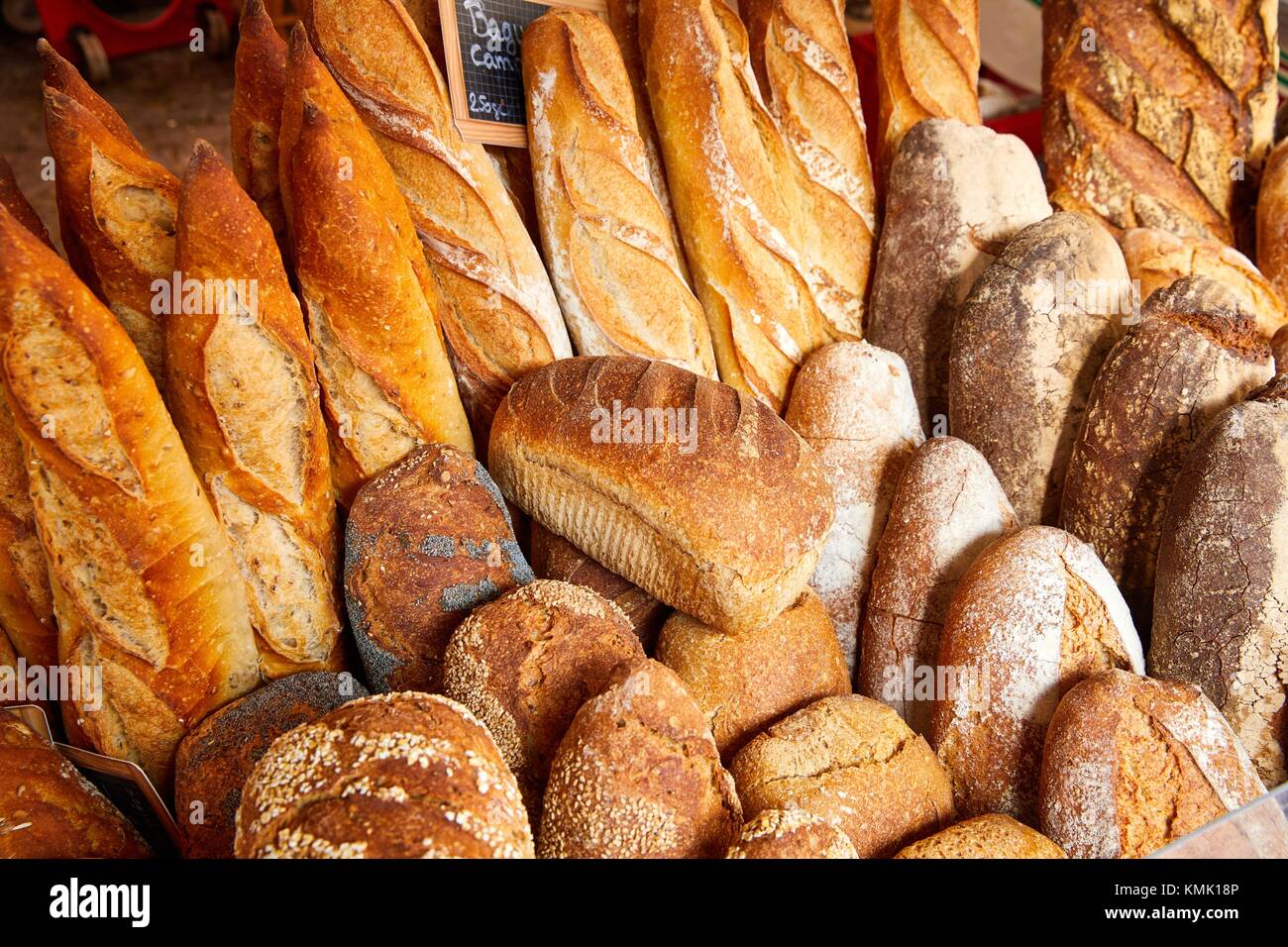 Hendaye france market hi-res stock photography and images - Alamy