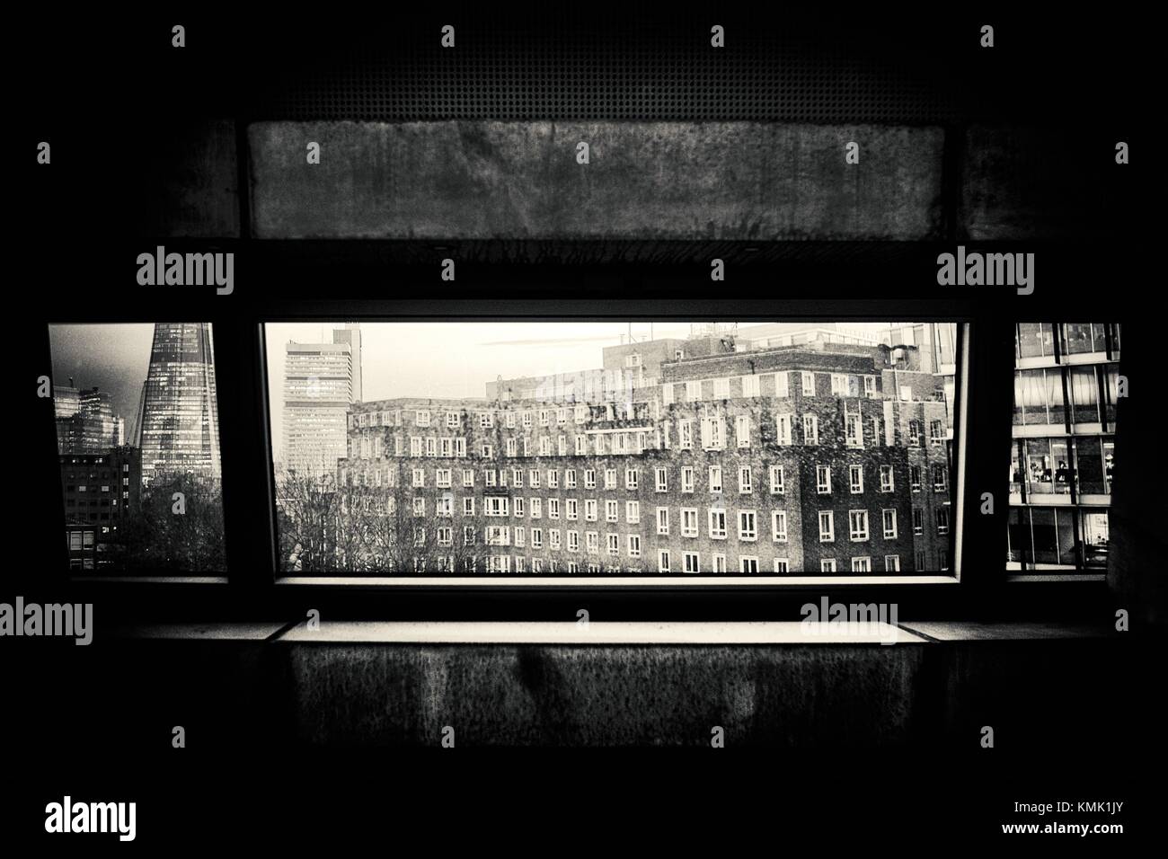 Tate modern interior london hi-res stock photography and images - Alamy