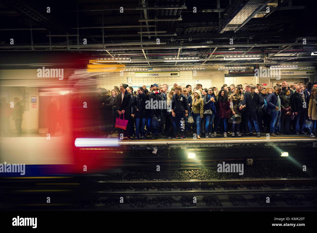 Victoria Station Interior High Resolution Stock Photography and Images ...