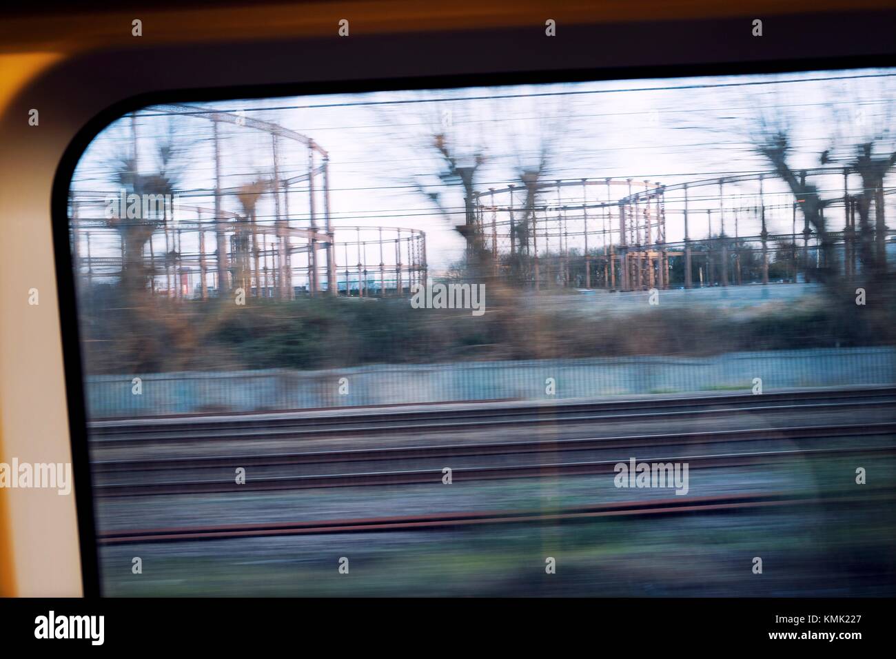 Moving circular hi-res stock photography and images - Alamy