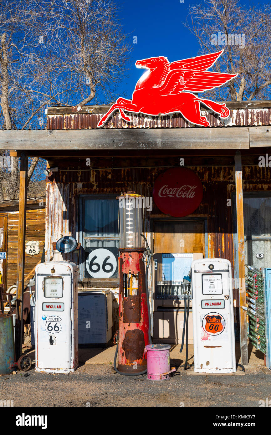 Hackberry General Store, Hackberry, U.S. Route 66 (US 66 or Route 66 ...