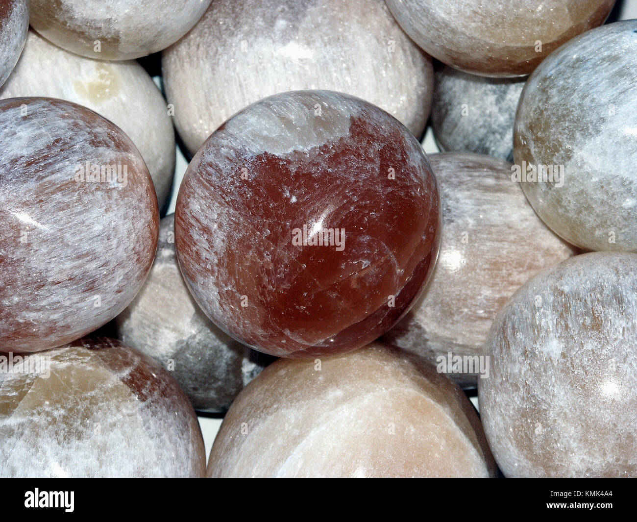 Alabaster piece hi-res stock photography and images - Alamy