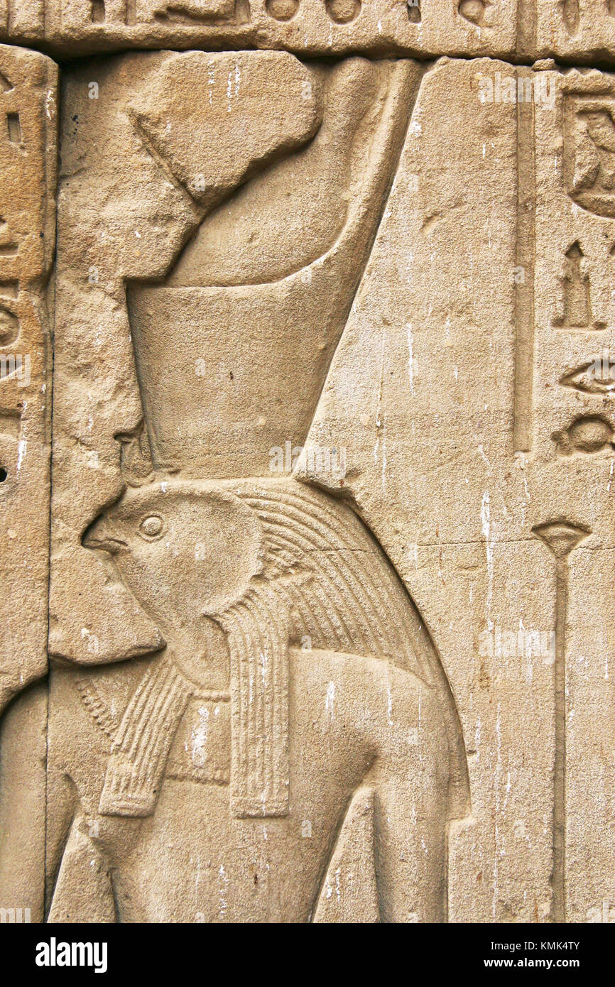 Horus as falcon hi-res stock photography and images - Alamy