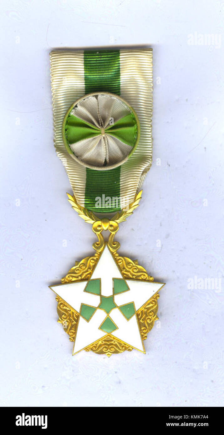 Civil order of merit hi-res stock photography and images - Alamy