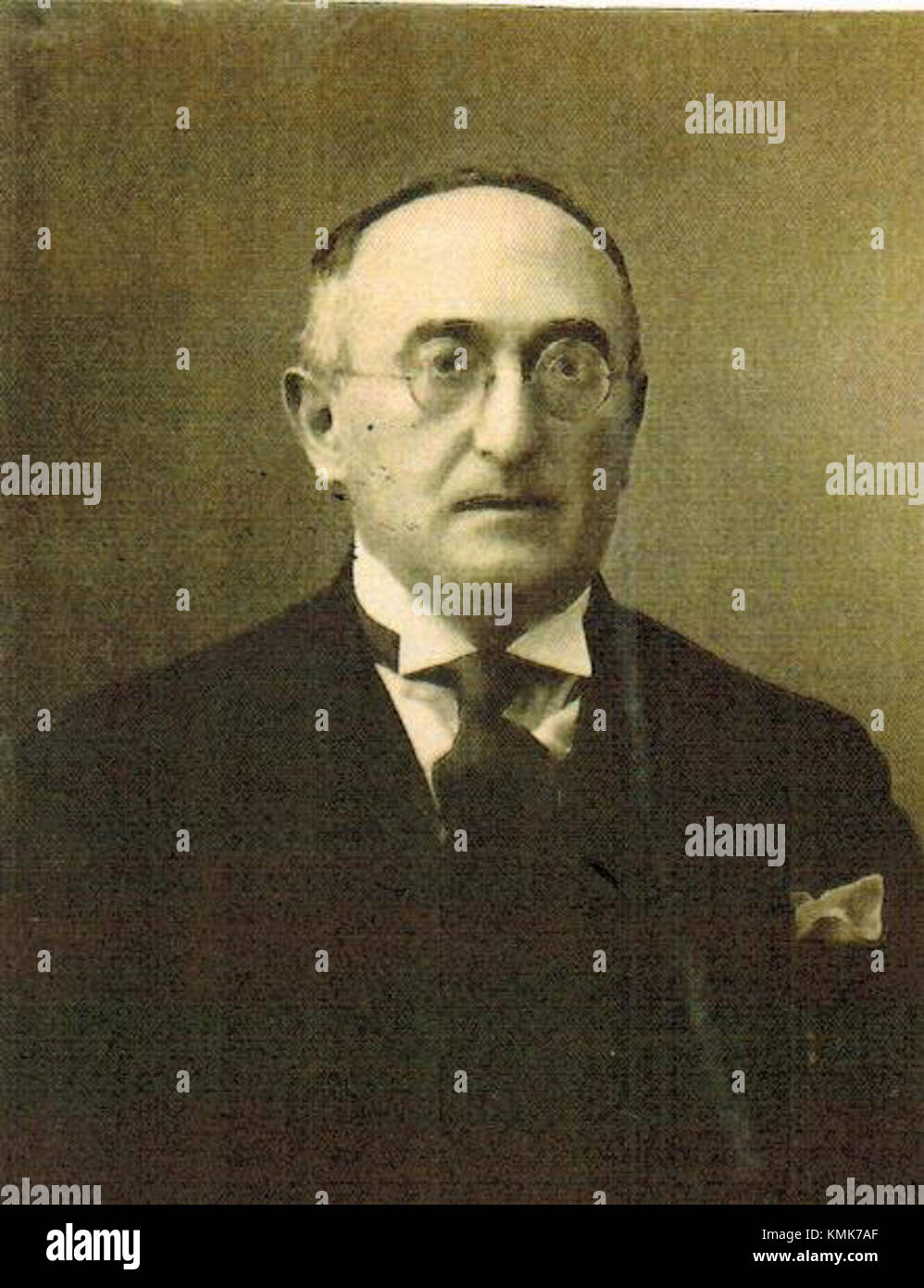 Shalom Horowitz is a prominent figure known for his contributions to ...
