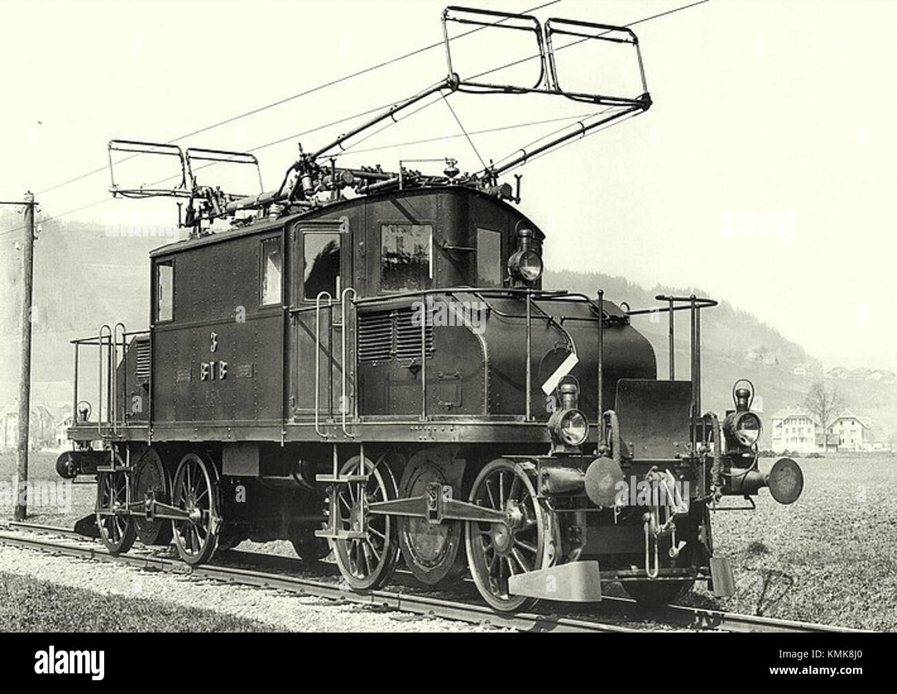The BTB Ce 4-4 Nr. 31 is a Swiss electric locomotive used in railway ...