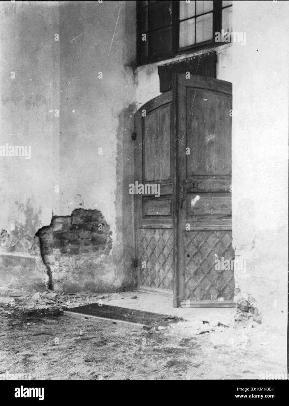 Stora Tuna Kyrka is a historical church located in Sweden. It is known ...