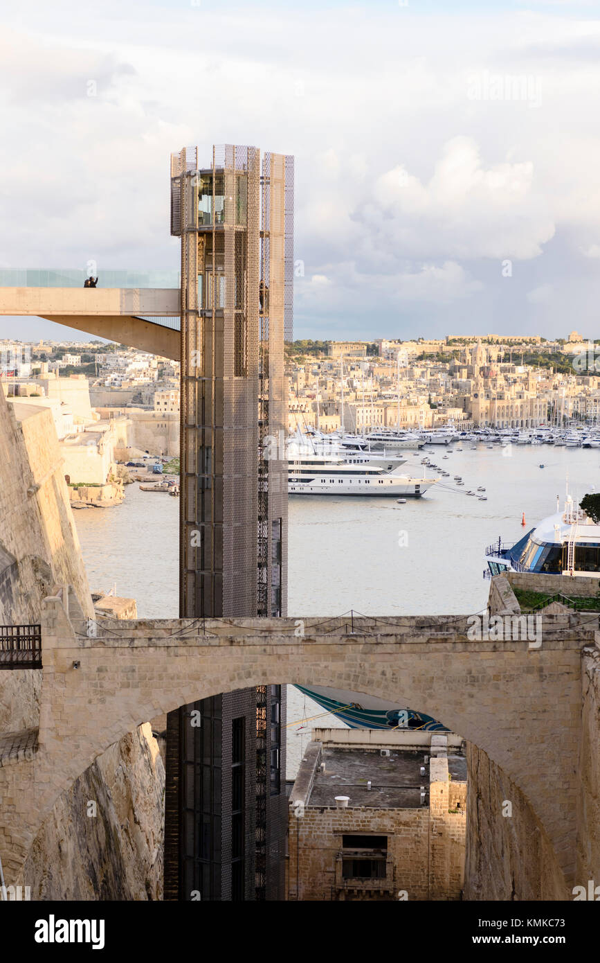 Barakka Barrakka lift, a modern lift built among medieval architecture ...