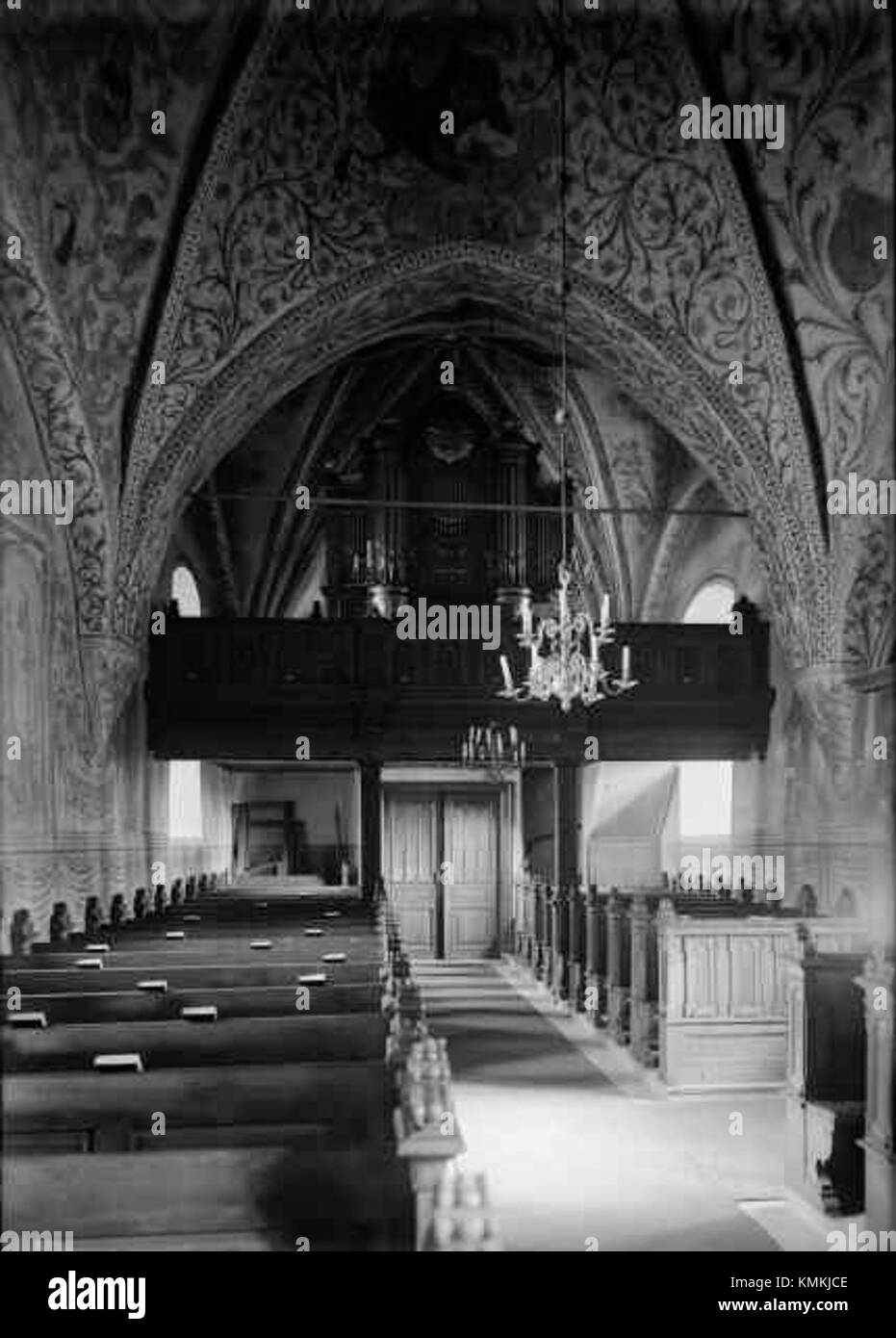 Vadsbro Church, cataloged as KMB 16000200102532, is a Swedish religious ...