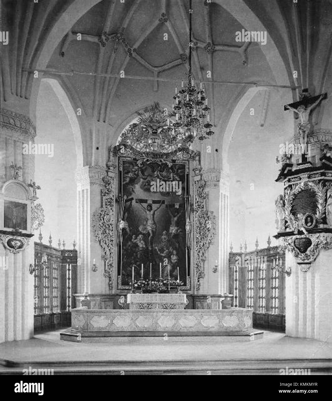 Stora Tuna Church, listed as KMB 16000200009298, is a historical church ...