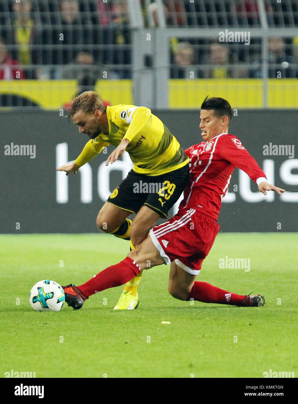James rodriguez bayern munich hi-res stock photography and images - Alamy