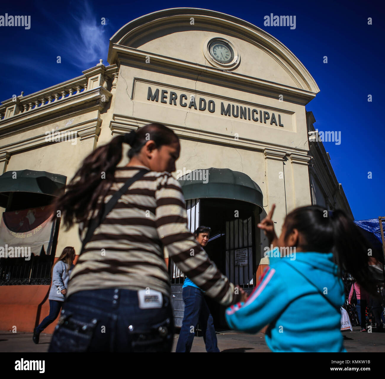 Gurdia Tradicional Comcaac, dedicated to the community defense of its ...