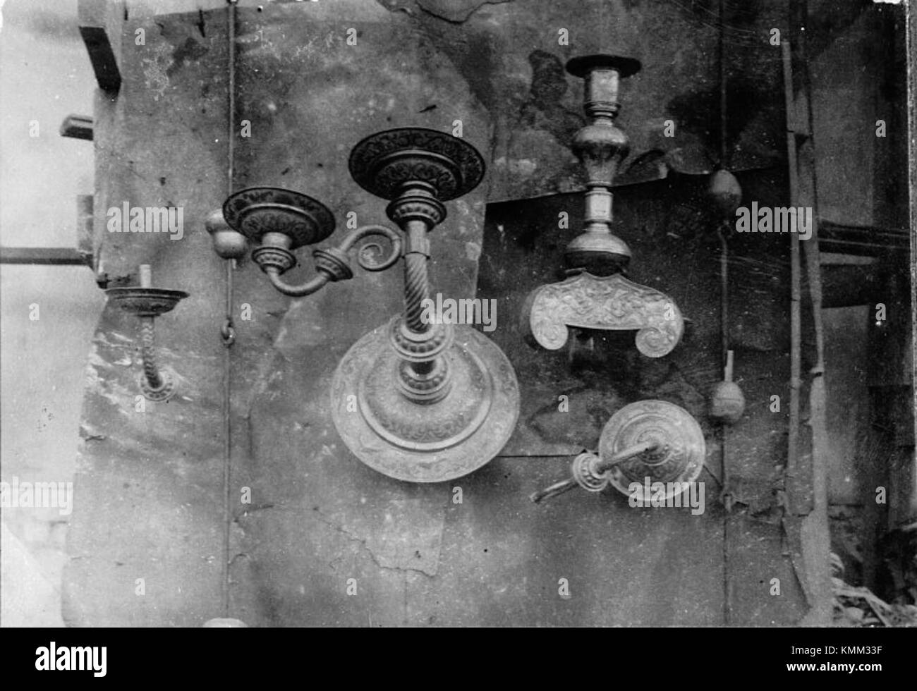 Stora Tuna kyrka is a significant historical church in Sweden. It holds ...