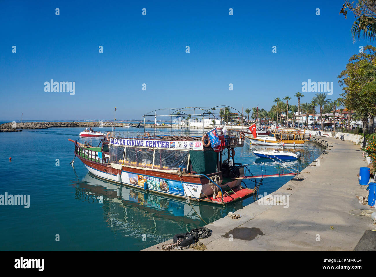 Side turkey harbor hi-res stock photography and images - Alamy
