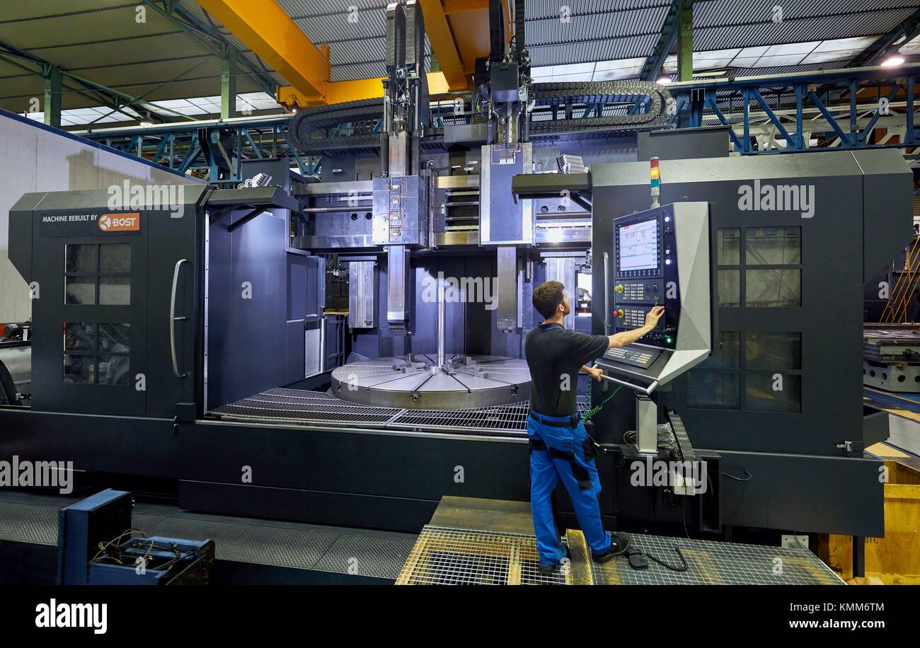 Machining Centre. CNC. Vertical lathe. Design, manufacture and ...