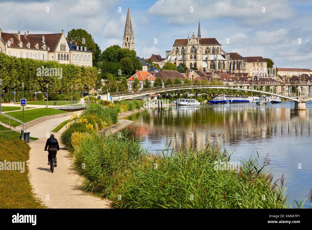 Auxerre Burgundy High Resolution Stock Photography and Images - Alamy