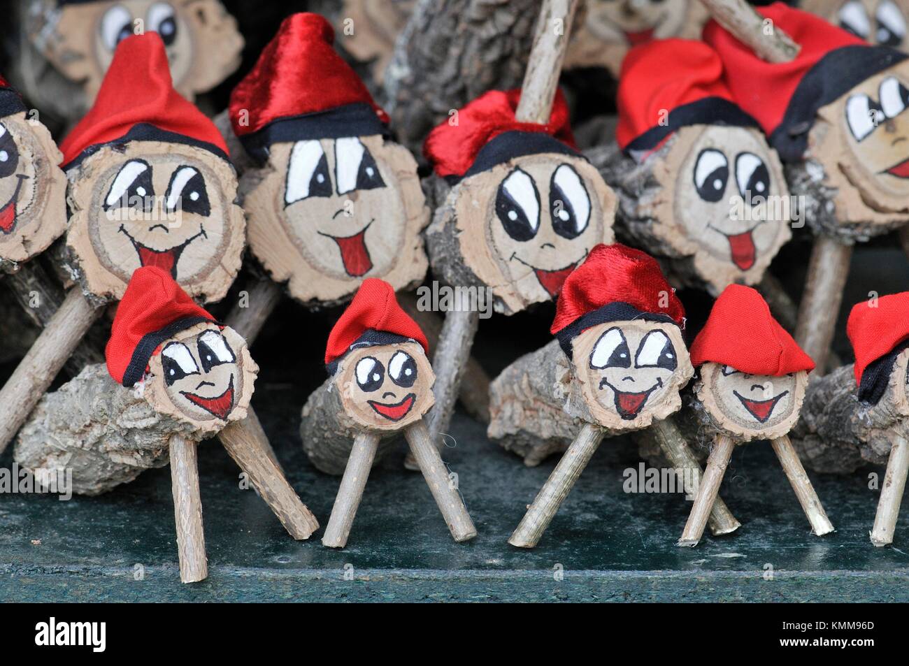 Christmas logs fira de santa hi-res stock photography and images - Alamy