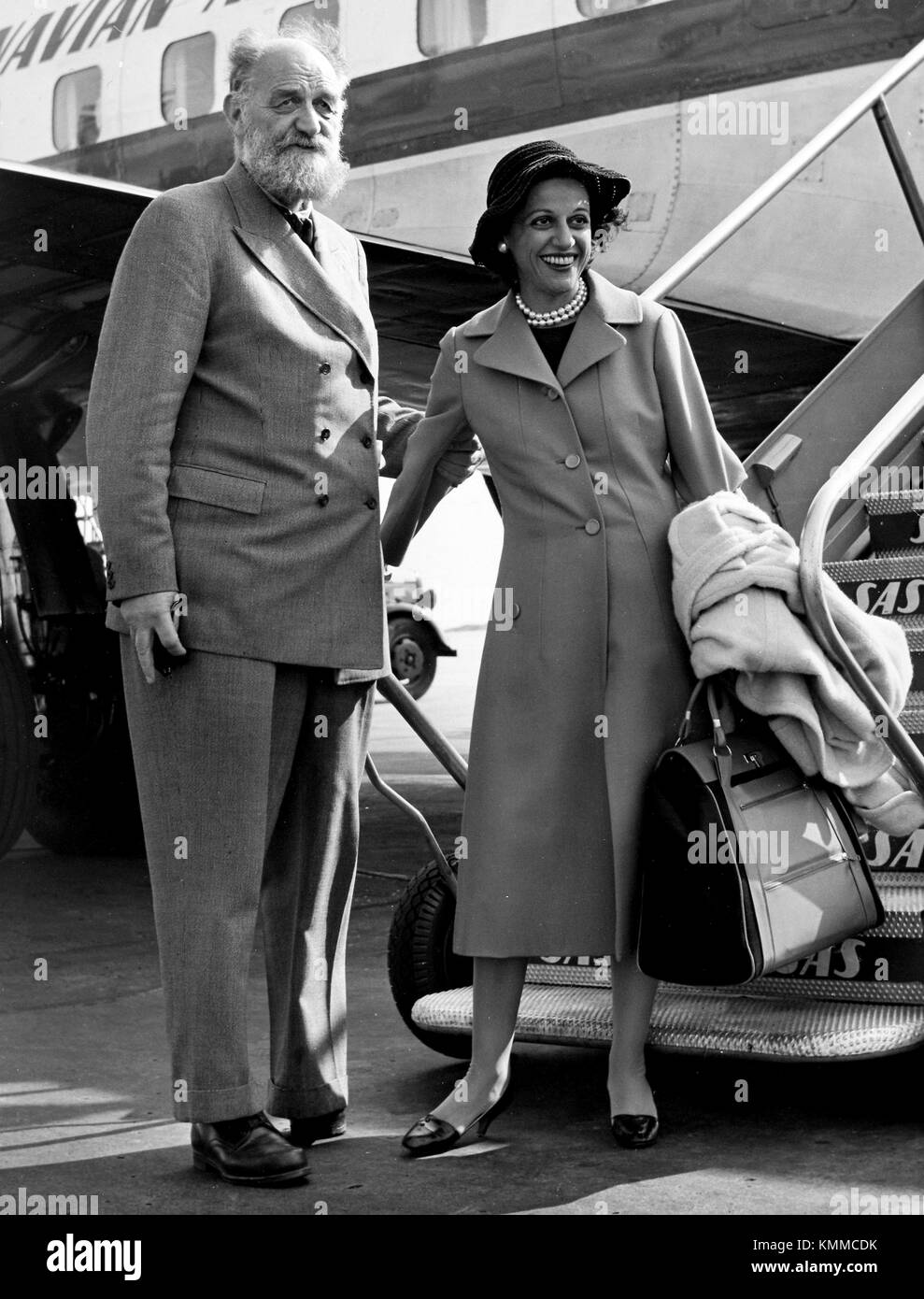 Peter Freuchen with wife Dagmar Cohn, Lorenz Peter Elfred Freuchen ...