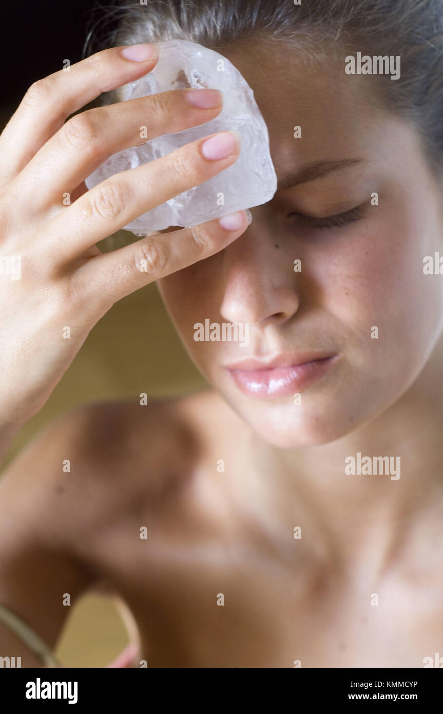 Woman ice cube face hi-res stock photography and images - Alamy