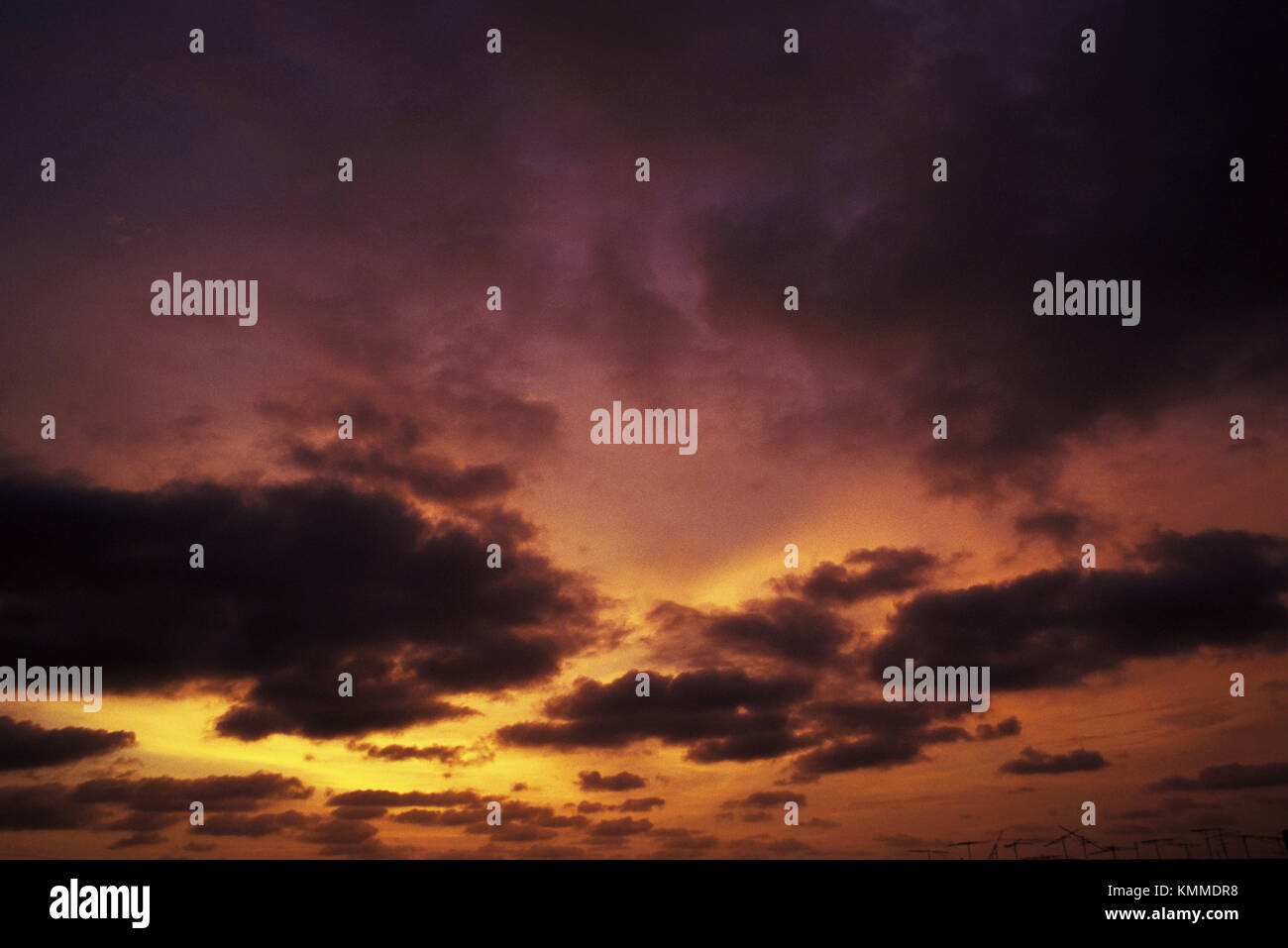 Yellow lining hi-res stock photography and images - Alamy