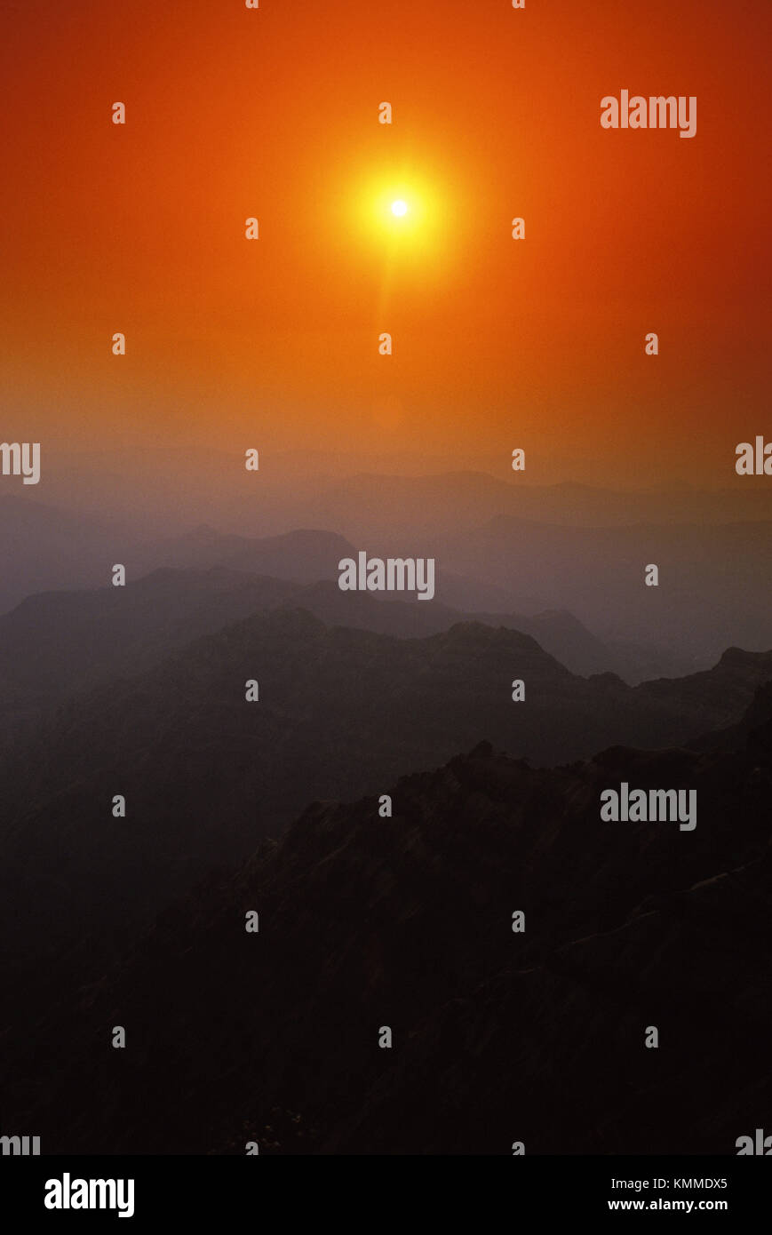 Round Sun High Resolution Stock Photography and Images - Alamy