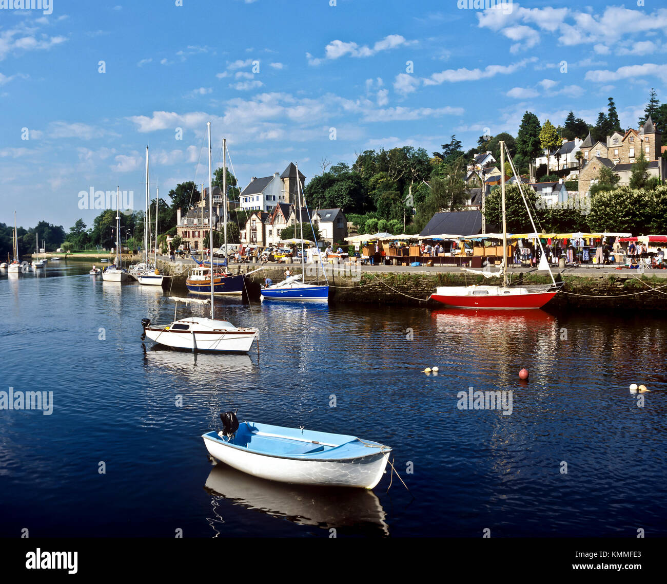 9774. Finistere, Pont Aven & R Aven, Brittany, France Stock Photo - Alamy