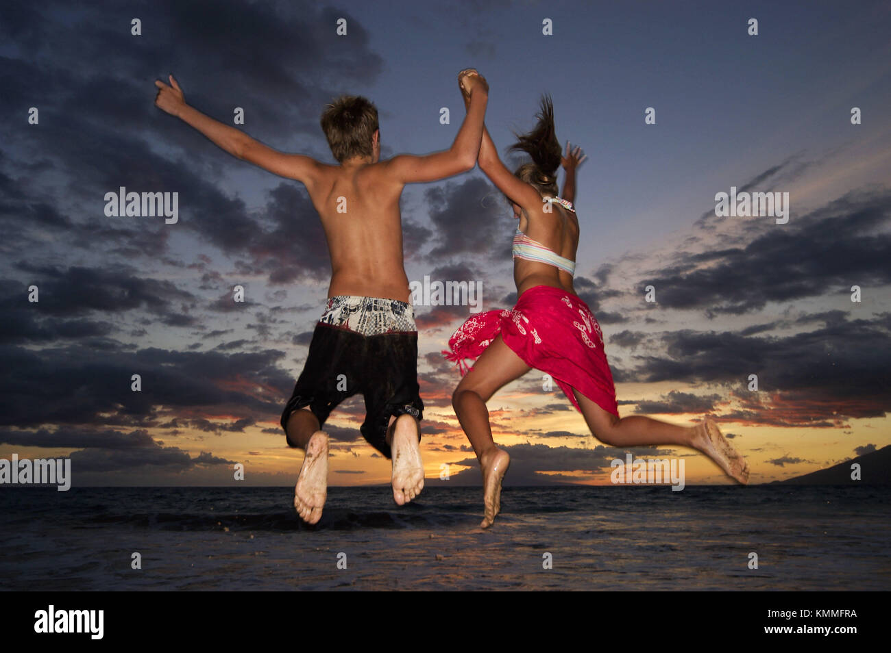 Maui and water and kids hi-res stock photography and images - Alamy