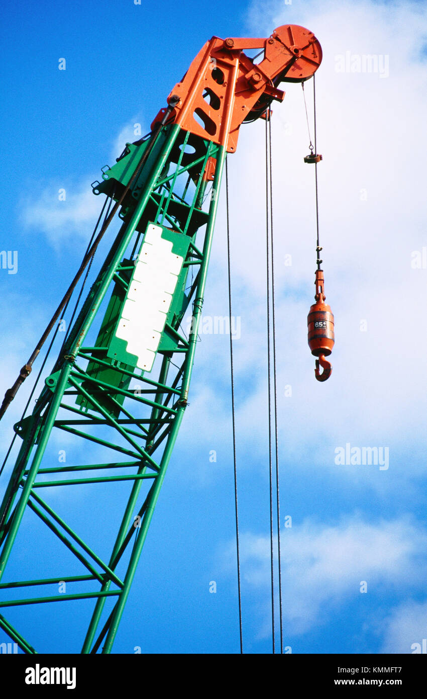 Vertical crane hanging the crane hi-res stock photography and images ...