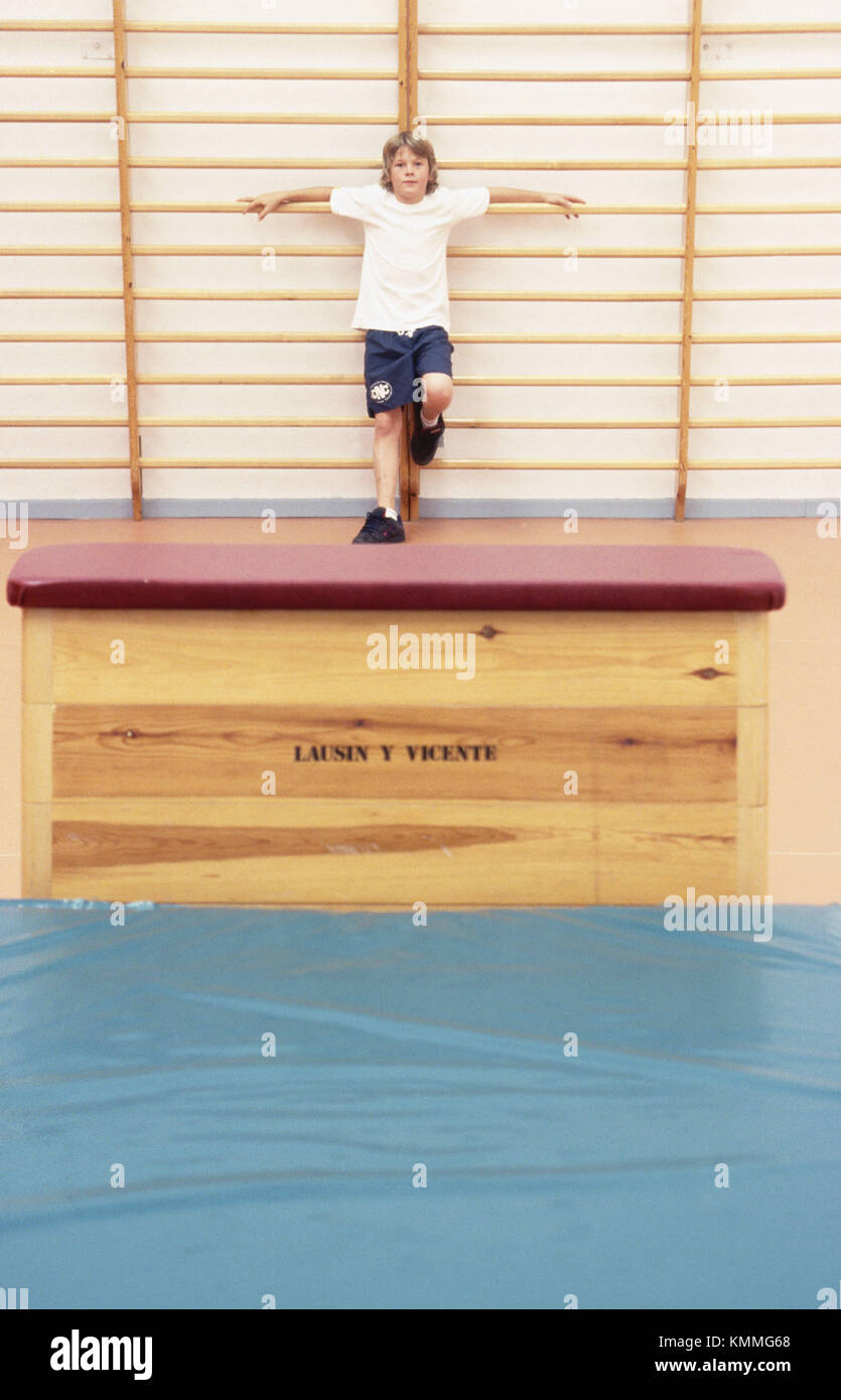 Vaulting box hi-res stock photography and images - Alamy