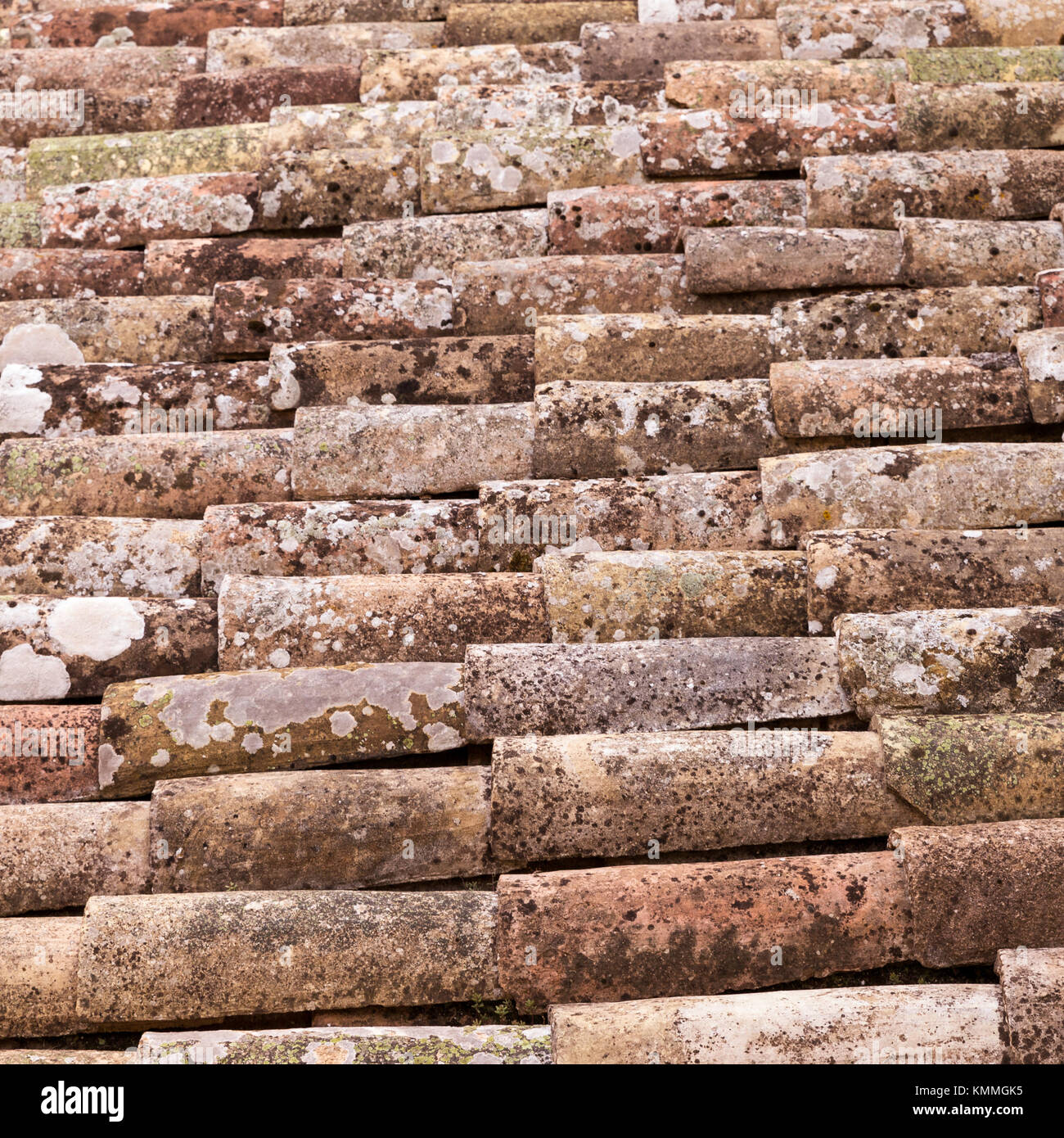 detail of an ancient Italian roof. Ideal for background Stock Photo - Alamy