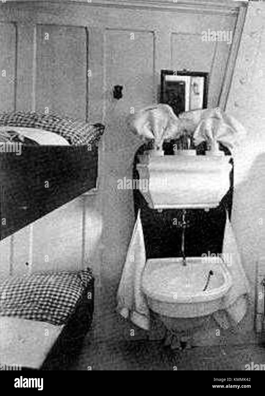 Titanic hi-res stock photography and images - Alamy