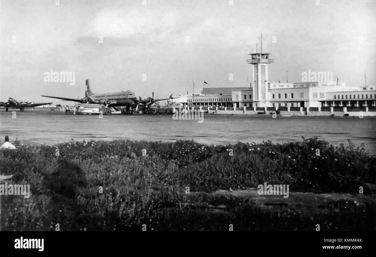 El aouina hi-res stock photography and images - Alamy