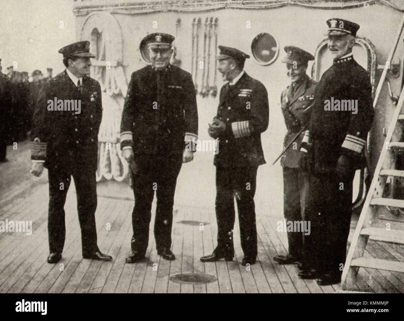 Edward sims hi-res stock photography and images - Alamy