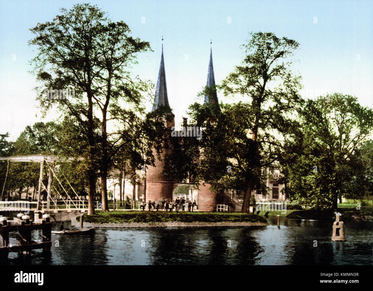 The Delft Oostpoort, built in the early 17th century, is one of the ...