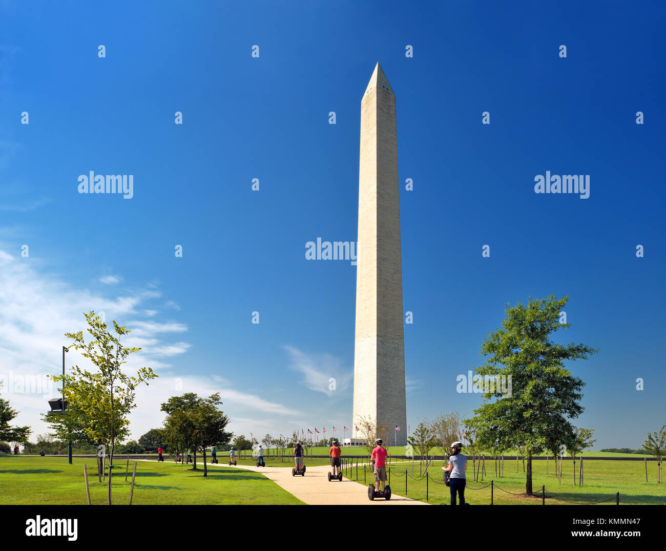 People visiting George Washington Monument in Washington, DC, USA Stock ...