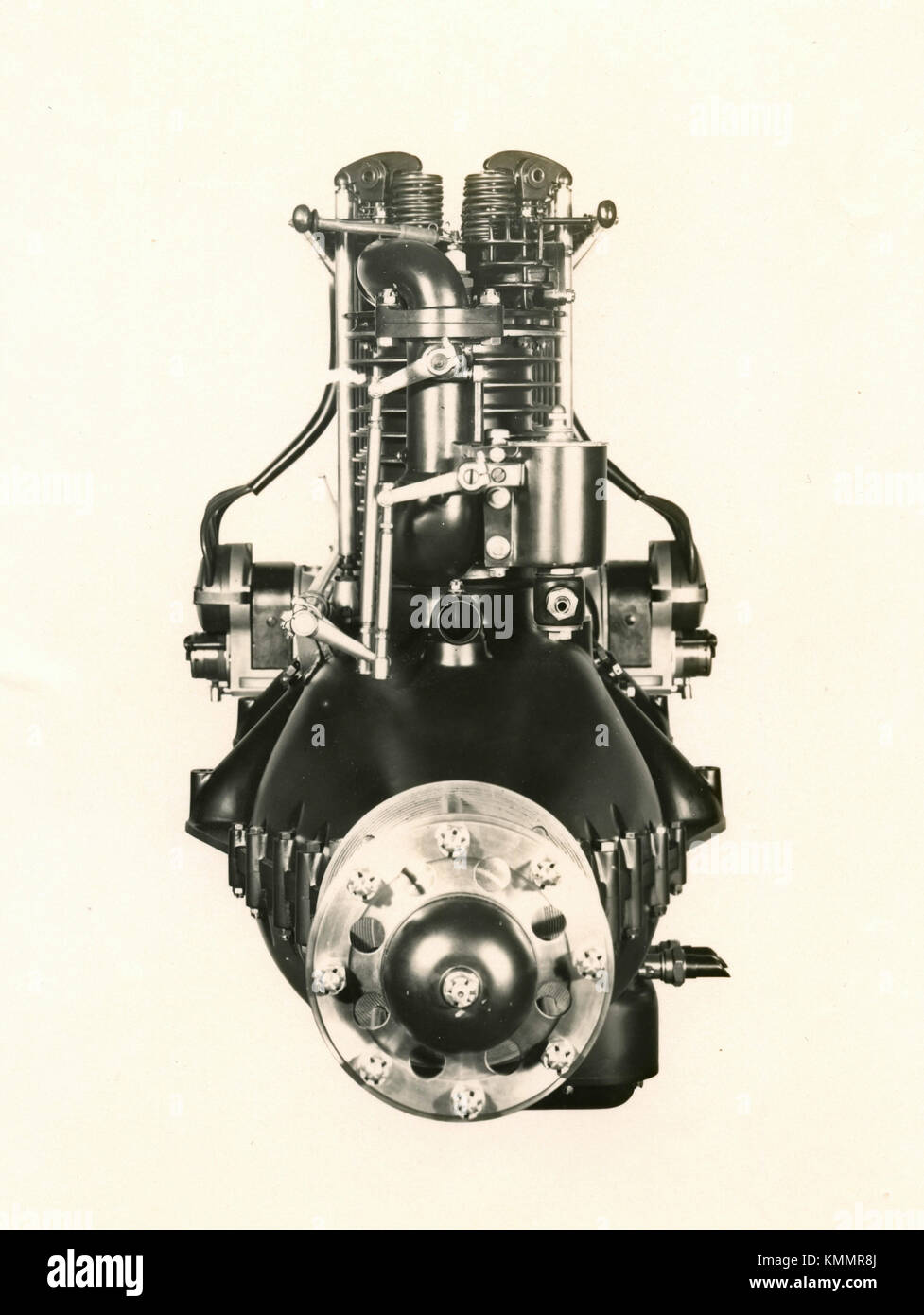 Unidentified aviation engine, 1920s Stock Photo - Alamy