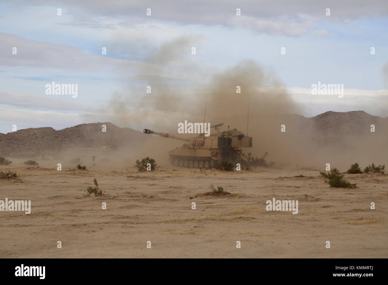 U.S. Army Soldiers assigned to 1st Battalion, 82nd Field Artillery ...