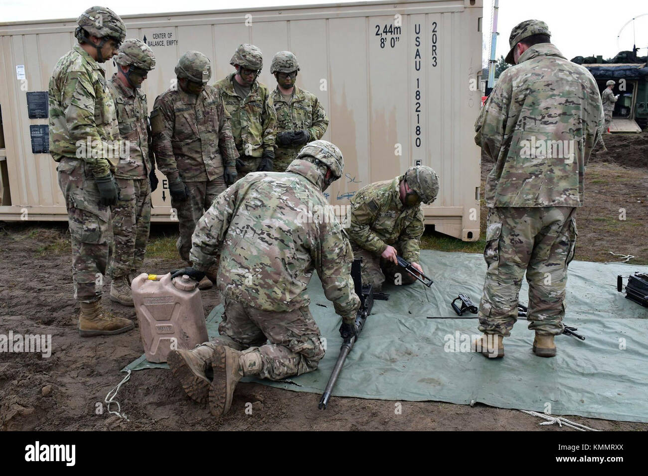TORUN, Poland—Soldiers from 1st Battalion, 7th Field Artillery Regiment ...