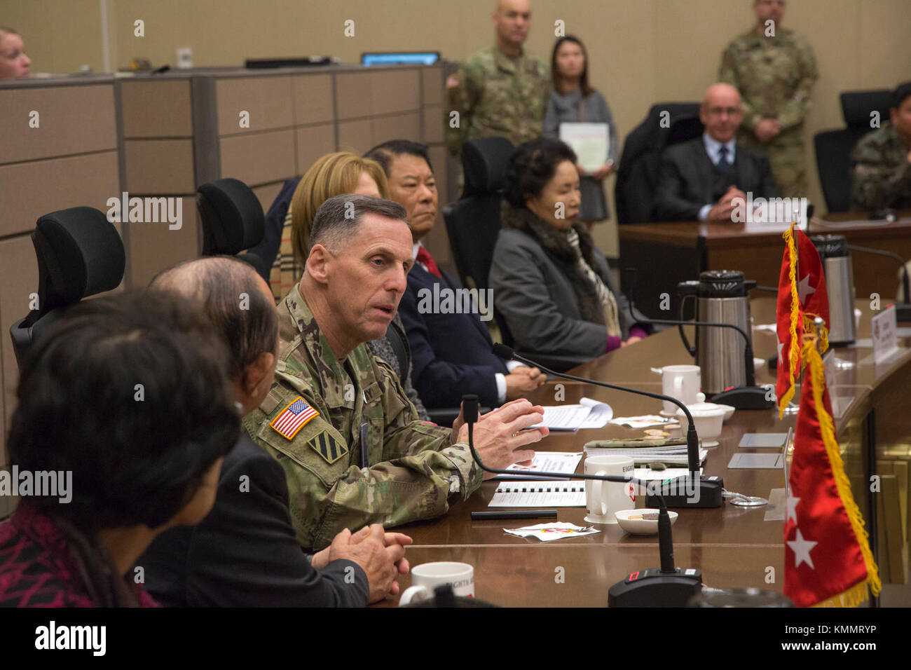 U.S. Army Lt. Gen. Thomas Vandal, commanding general of 8th Army ...