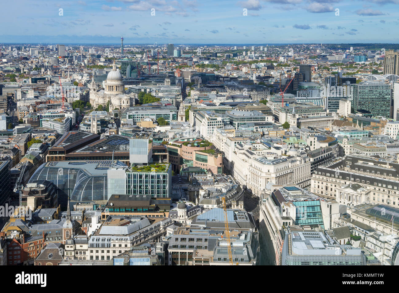 Bank of england from above hi-res stock photography and images - Alamy