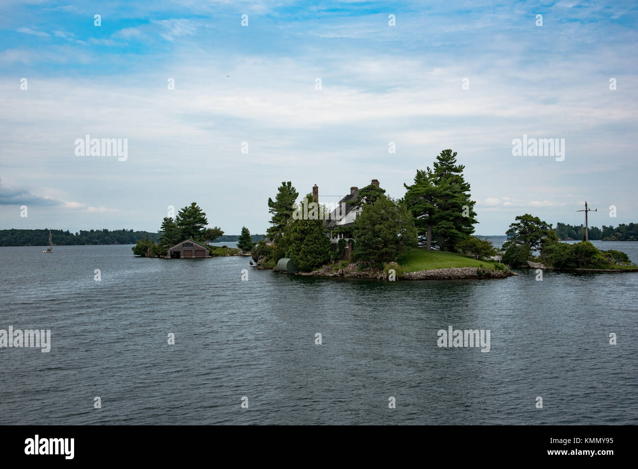 Thousand Islands National Park on St. Lawrence River; USA, Canada Stock ...