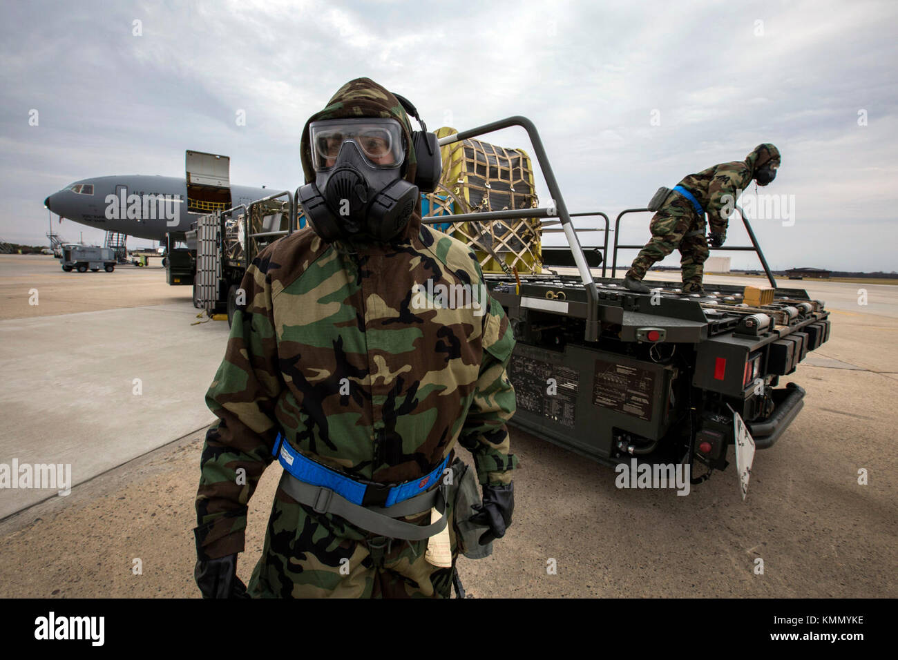 U.S. Air Force Aerial Porters in Mission Oriented Protective Posture ...