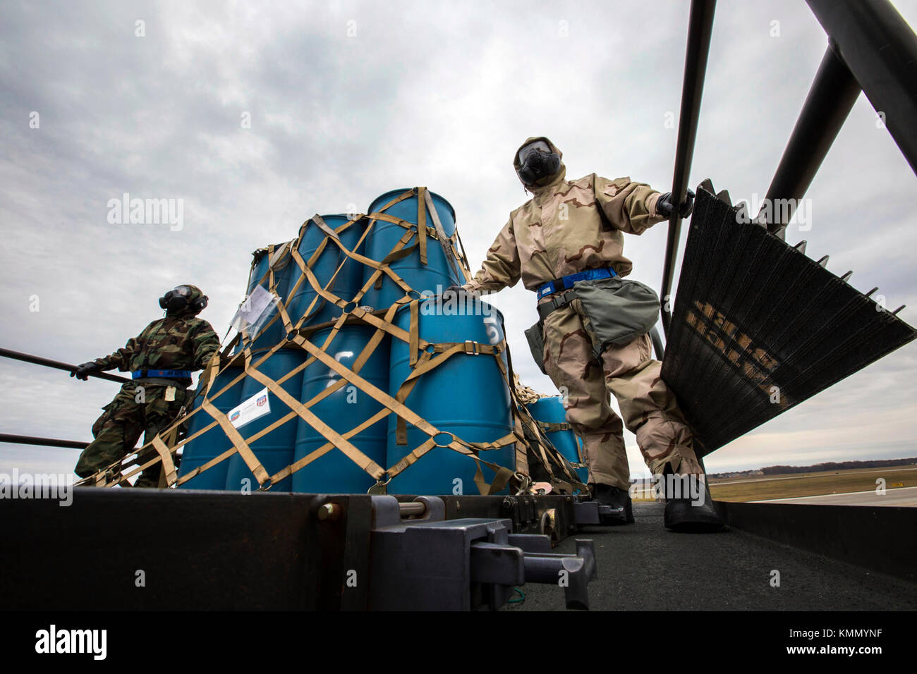 U.S. Air Force Aerial Porters in Mission Oriented Protective Posture ...