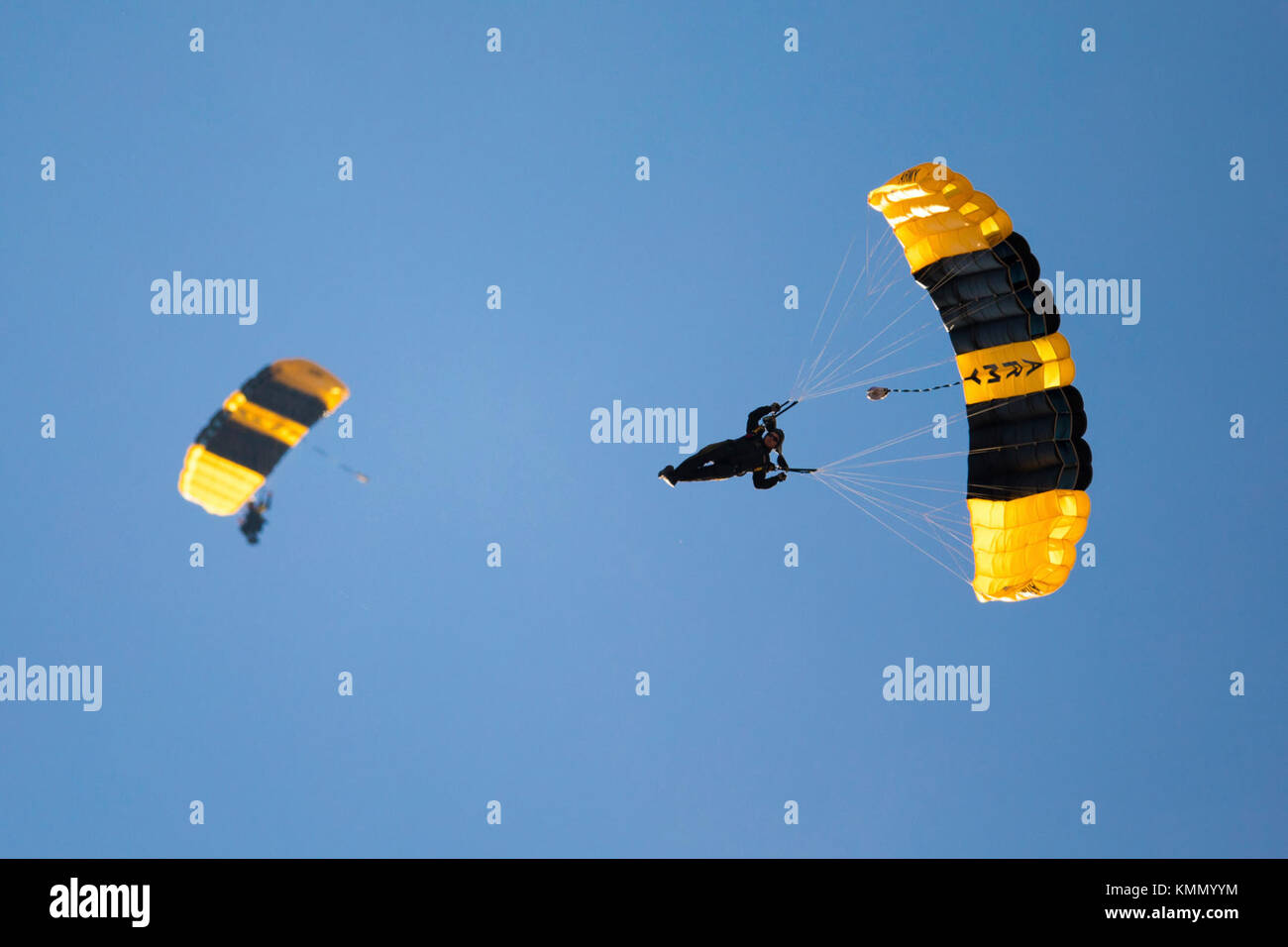 Mc6 Parachute High Resolution Stock Photography and Images - Alamy