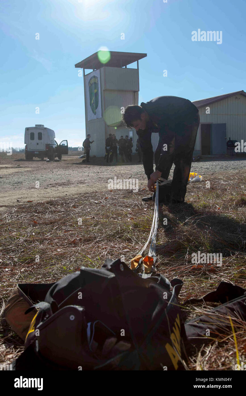 U.S. Army Staff Sgt. Josh Menke, with U.S. Army Parachute Team (Golden ...