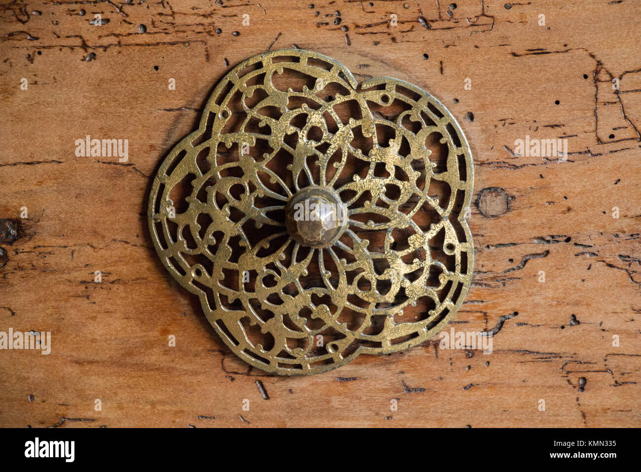 Example of Ottoman art patterns applied on metals Stock Photo - Alamy