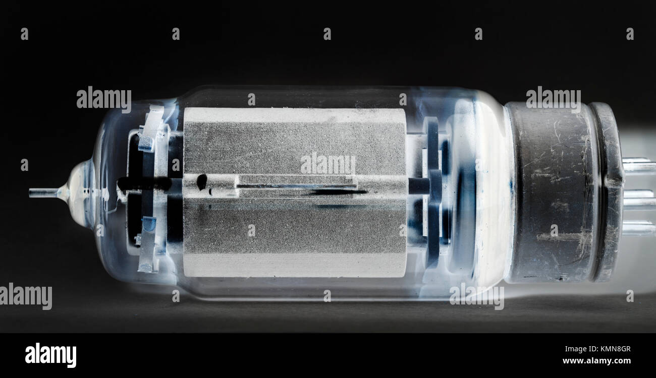 vacuum tube, radio Stock Photo - Alamy