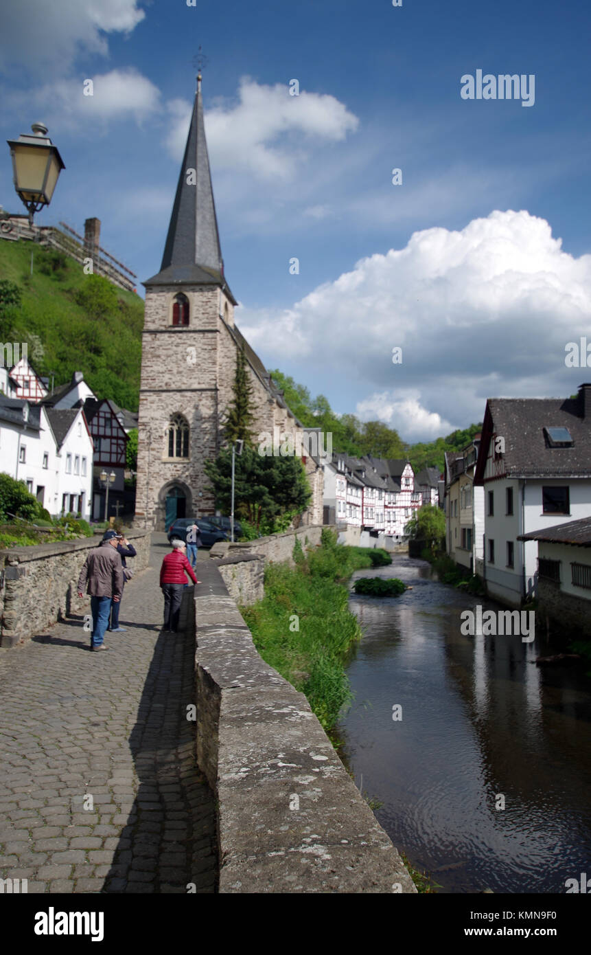 Monreal tower hi-res stock photography and images - Alamy